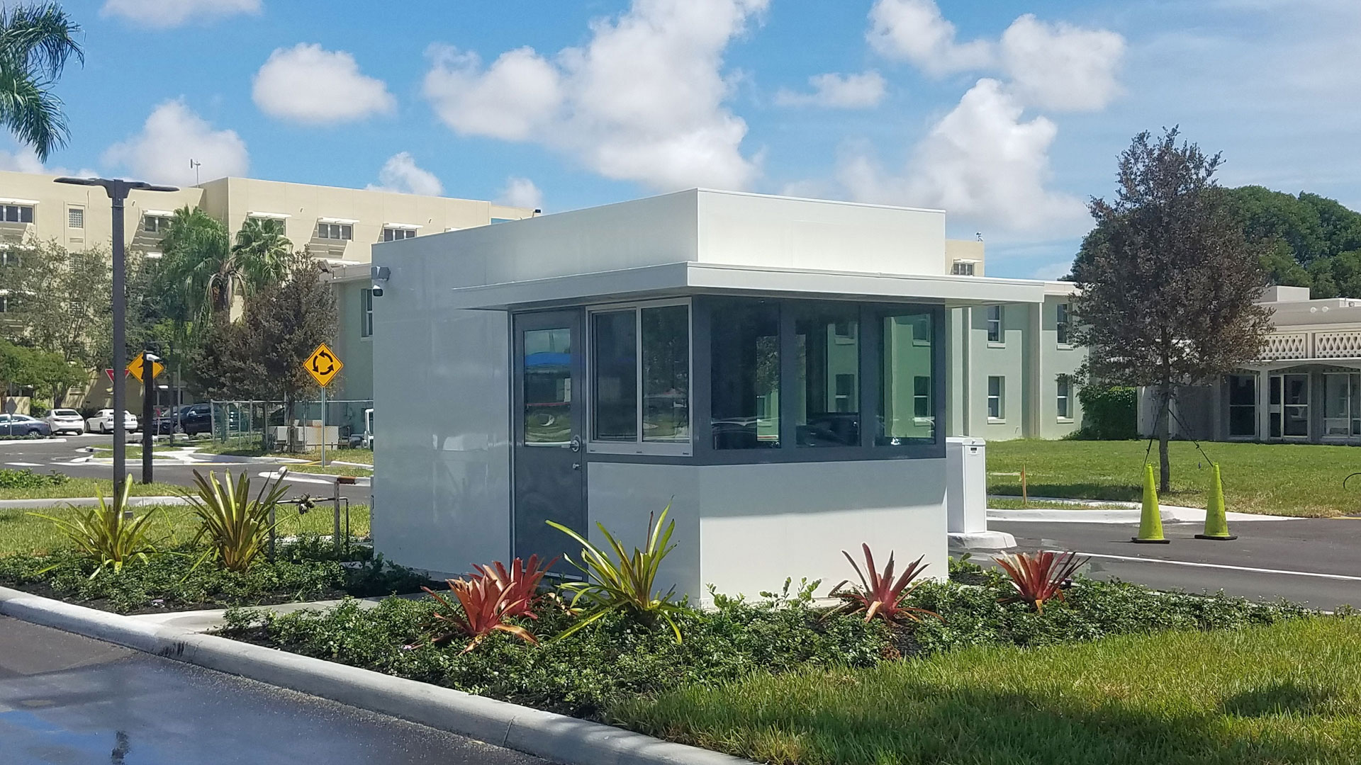 Security Booth 17-005 - Security Booth Design | Guard Booth Design ...